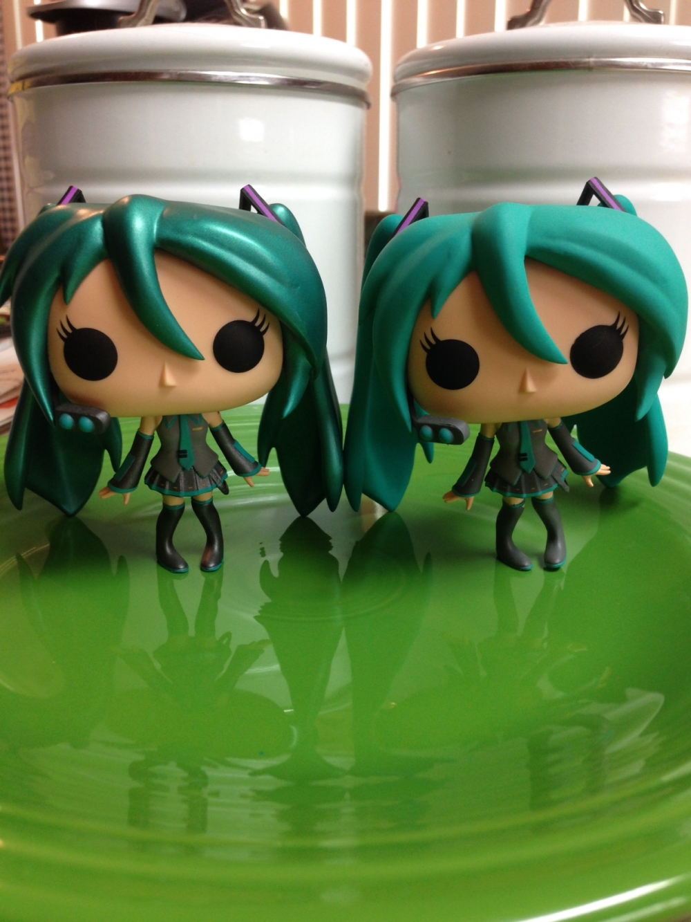 Metallic Hatsune Miku in stores - Funko Funatic